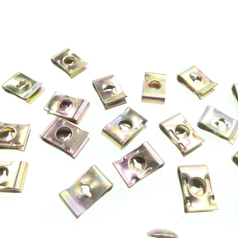 Verkleidungsschrauben Satz Schrauben 20 Stk 5x15mm Piaggio Gilera Peugeot Roller | DISA ...